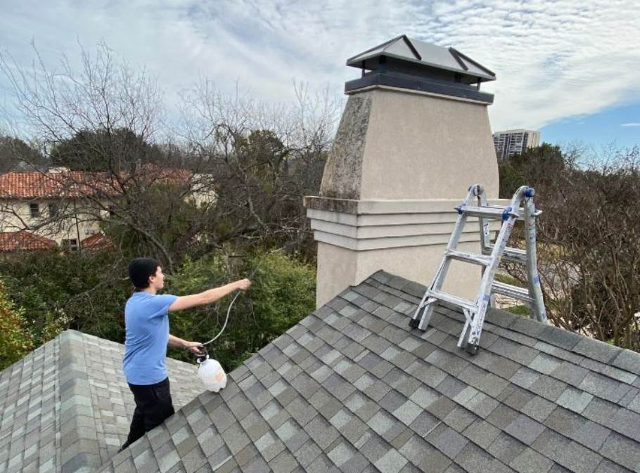What Dallas Homeowners Need to Know About Chimney Smoke Problems